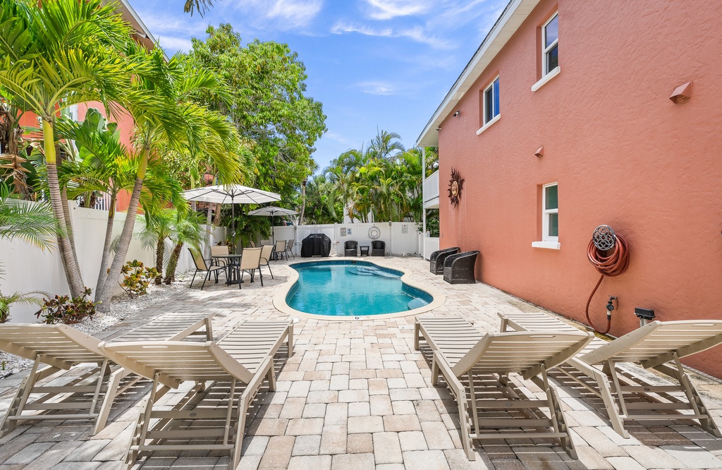 Summer Salt (SKLRP) | Siesta Key Luxury Rental Properties
