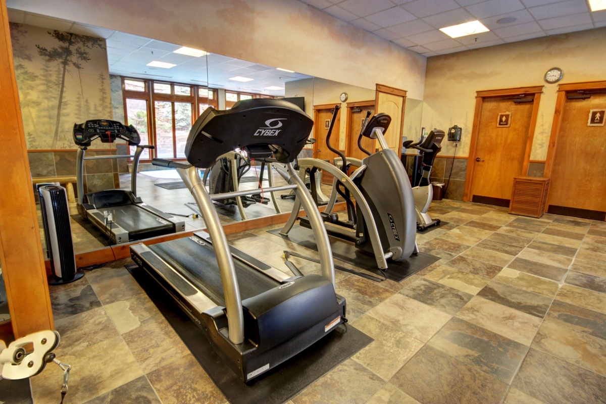 Ski-In Luxury Vacation Condos, Slopeside at Keystone Ski Resort ...