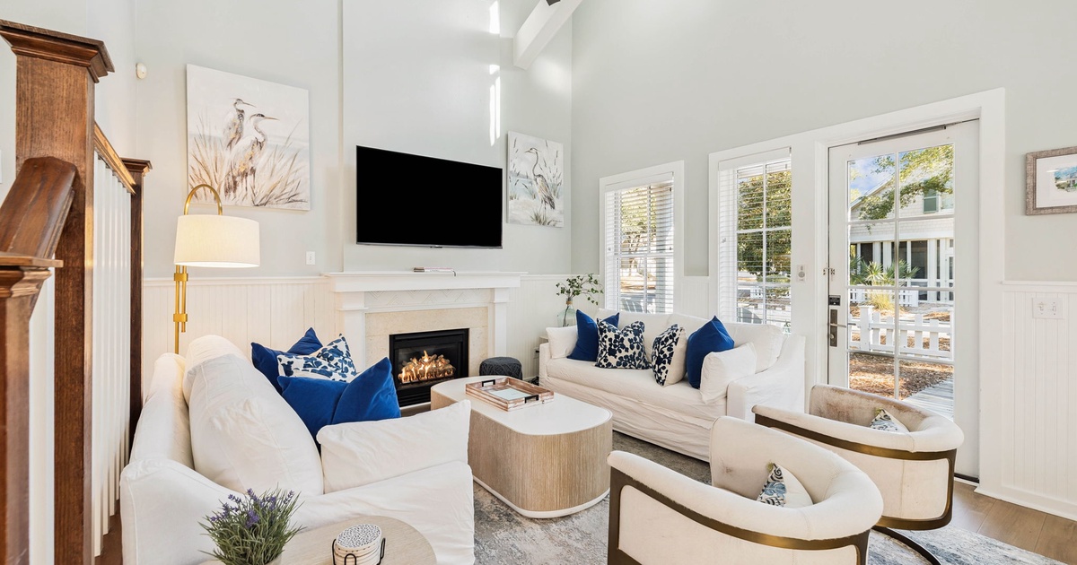 WaterSound "Sunkissed" 220 Salt Box Lane