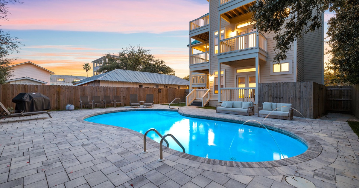 Grayton Beach "Shades of Summer" 185 Garfield St