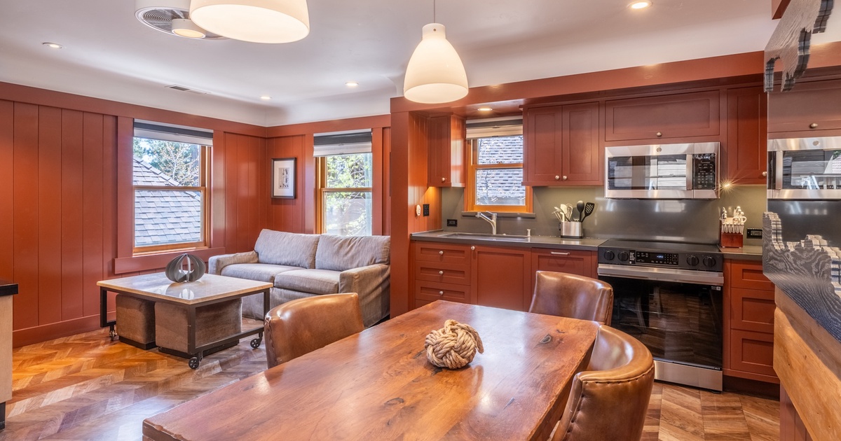 Cedar Crest - Robin Cottage 6