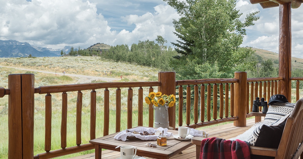 Two Elk Lodge | The Clear Creek Group