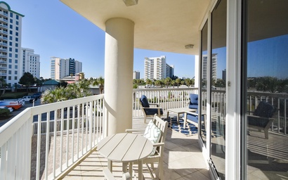 Silver Shells Beach Resort & Spa | Compass Resorts