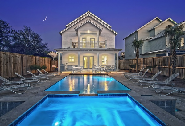 King's Court | Travel Life Vacations