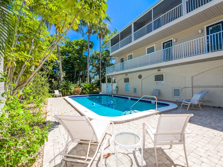 Tropical Terrace 3 | Anna Maria Vacations