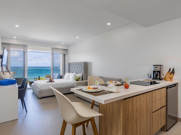Studio-Azure522 - Jolly Ocean View Studio on a 5th floor | Blue Aruba