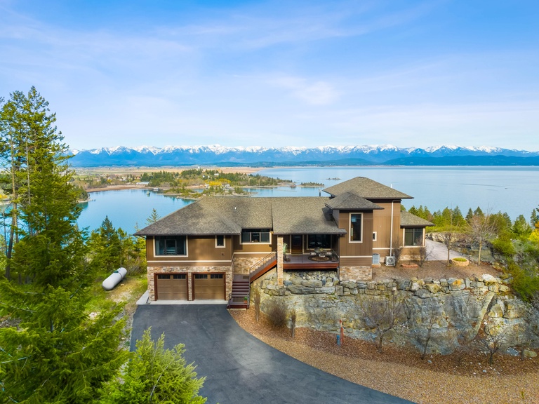Flathead Lake Cliff Retreat | Juniper Holiday + Home
