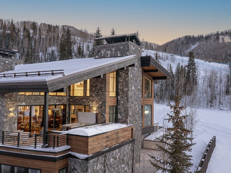 Vail Condo | True Ski-In Out In Golden Peak Area
