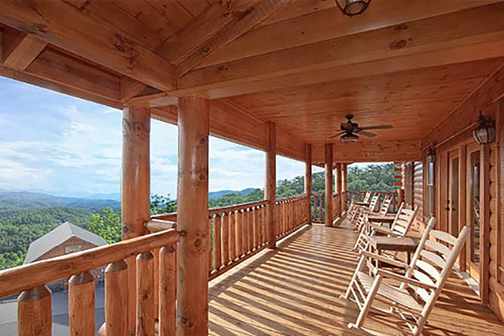 Above The Stars | Cabin for Rent Pigeon Forge | Venture Smoky Mountains ...