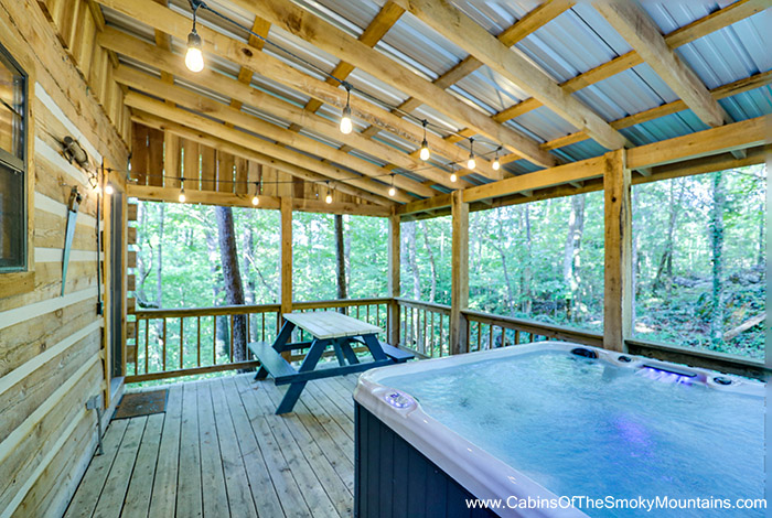 Rocky Top Treehouse | Venture Smoky Mountains