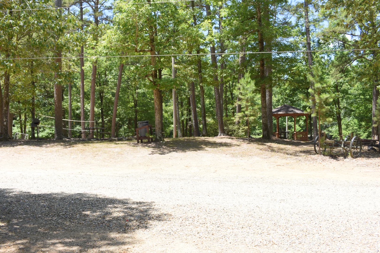 #1 Sand Plum - on stocked fishing ponds w volleyball and playground