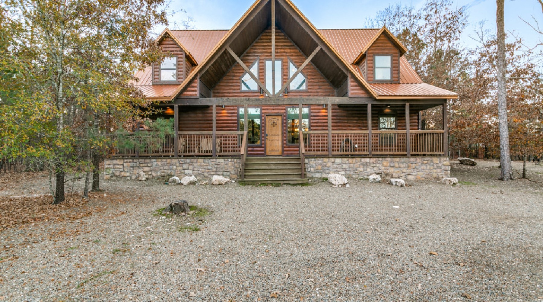 Four Bedroom Cabins - Broken Bow Vacation Cabins