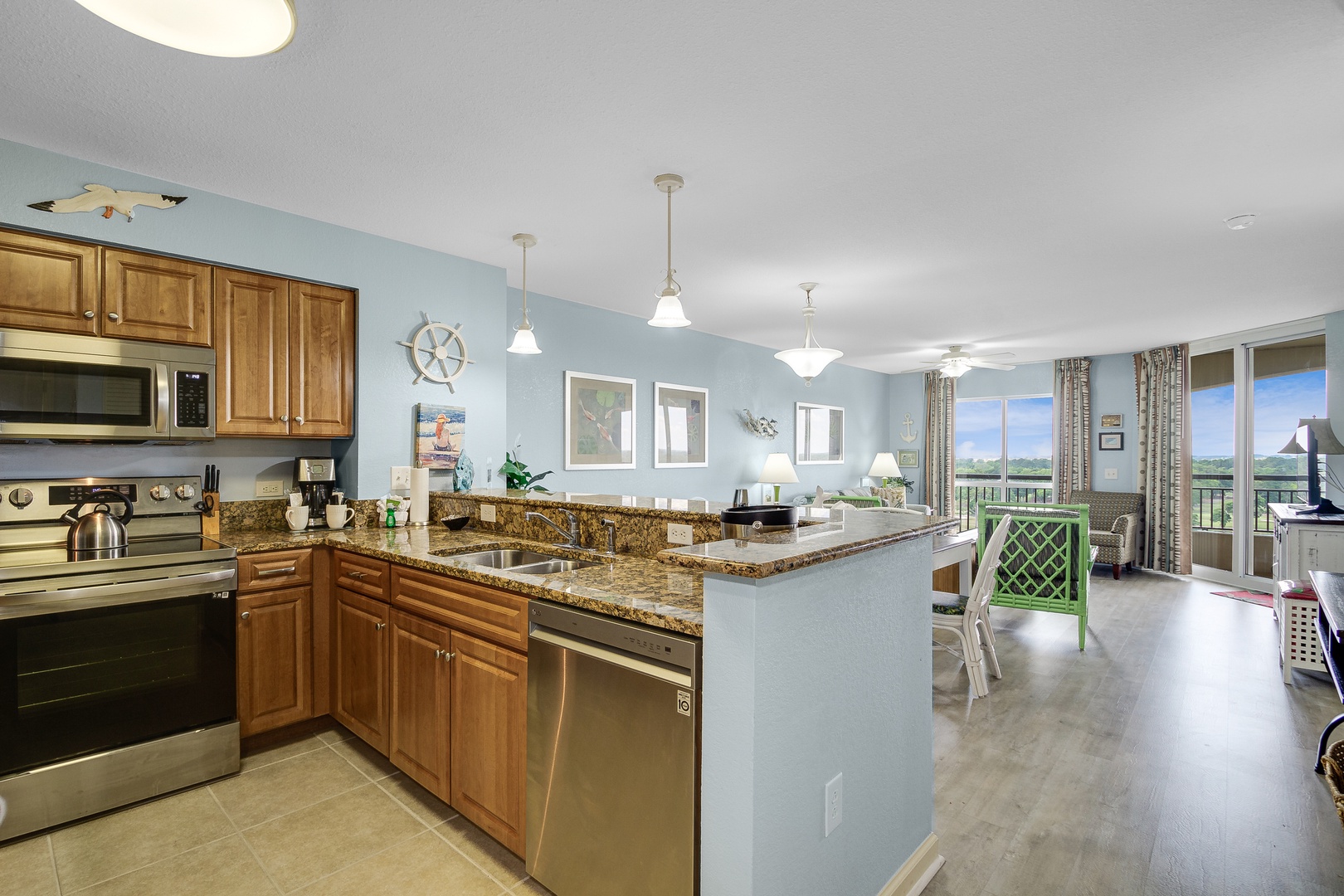 Tilghman Resort 1514 | Lake View Vacation Rental Condo | North Myrtle Beach