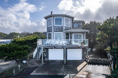 Newport Oregon Vacation Rentals | Beach House Rentals & Cabins