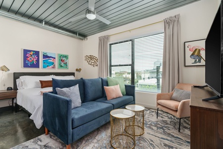 Search all of Lodgeur's stylish and comfortable apartments