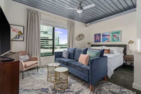 Search all of Lodgeur's stylish and comfortable apartments