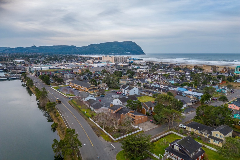 Surfrider Seaside | 5 Bedroom House in Seaside, OR